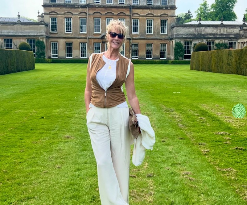 Lisa Hogan: Age, Career, Family Life and Rise to Fame on Clarkson’s ...